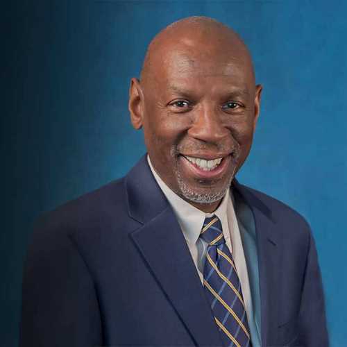 Becky Halstead | Leadership Speaker | Executive Speakers Bureau